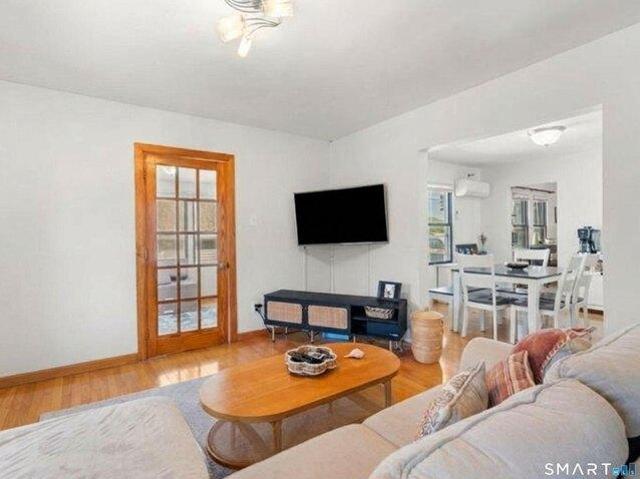 house with 4 bedroom, Stamford CT ES104149016
