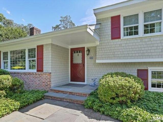 house with 4 bedroom, Stamford CT ES104296165