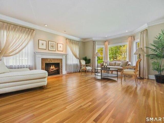 house with 4 bedroom, Stamford CT ES104649735