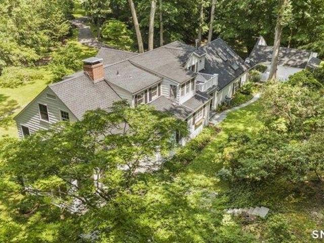 house with 4 bedroom, Stamford CT ES104791542