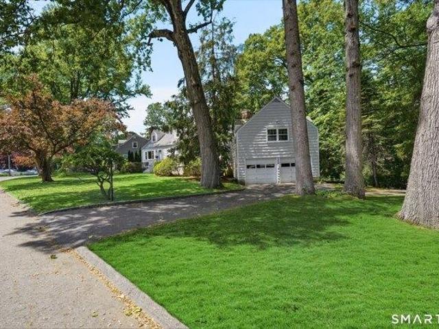 house with 4 bedroom, Stamford CT ES104849833