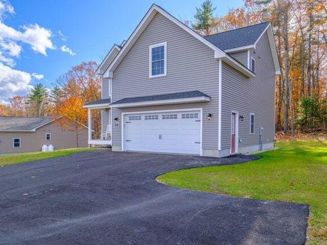 house with 4 bedroom, Standish ME DS102669058