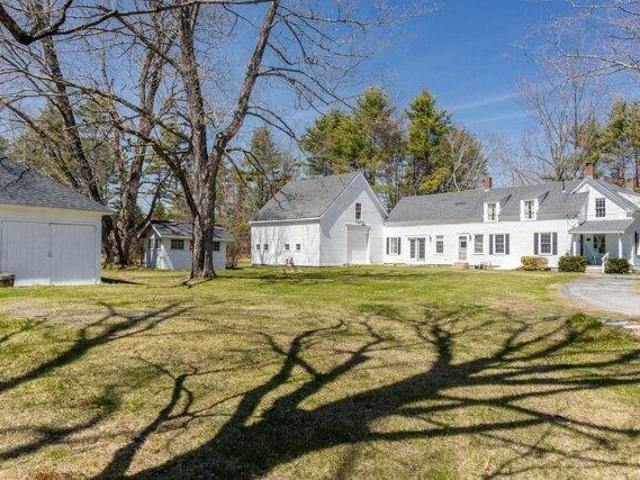 house with 4 bedroom, Standish ME DS104151111