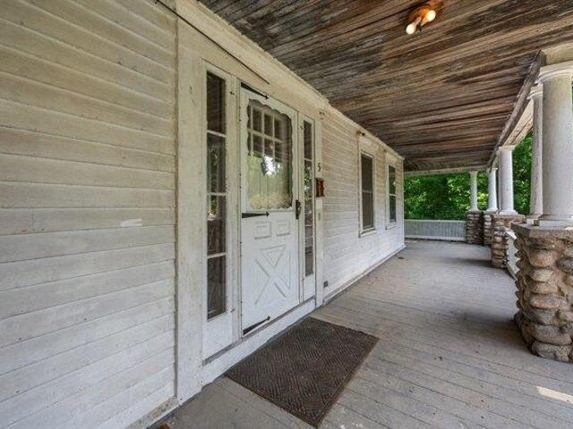 house with 4 bedroom, Sterling MA ES104044750
