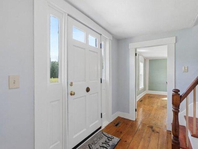 house with 4 bedroom, Strafford NH ES105107333