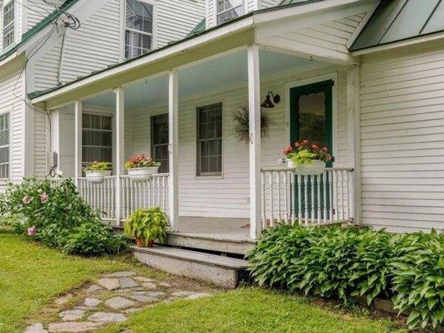 house with 4 bedroom, Strafford VT ES103965710