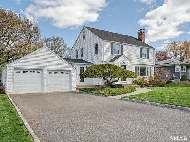 house with 4 bedroom, Stratford CT DLS102823692