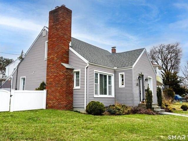 house with 4 bedroom, Stratford CT DS102827883