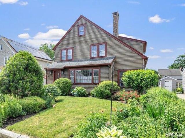 house with 4 bedroom, Stratford CT DS104075992