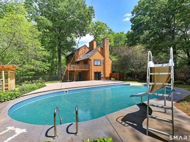 house with 4 bedroom, Stratford CT DS104296670