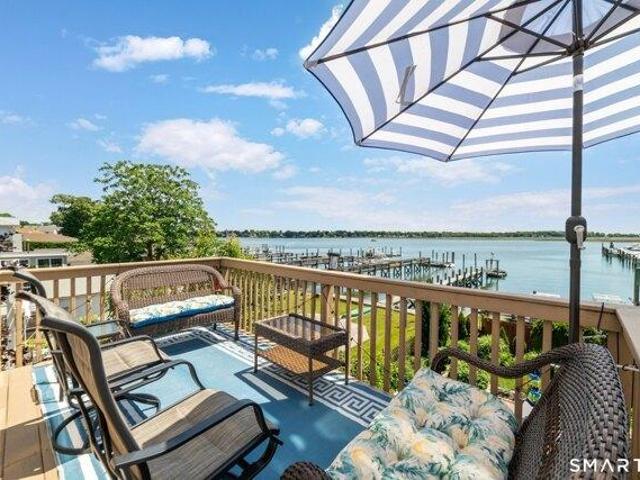 house with 4 bedroom, Stratford CT ES104790965