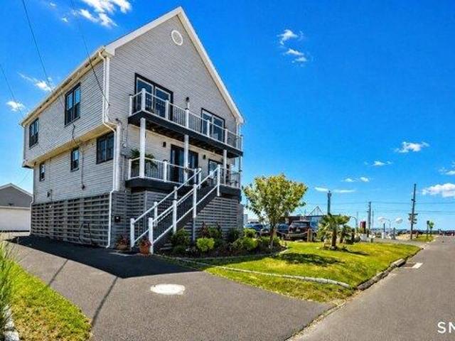 house with 4 bedroom, Stratford CT ES104810598