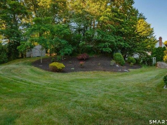 house with 4 bedroom, Stratford CT ES105113510