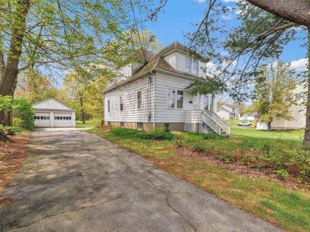 house with 4 bedroom, Stratford CT ES105231583