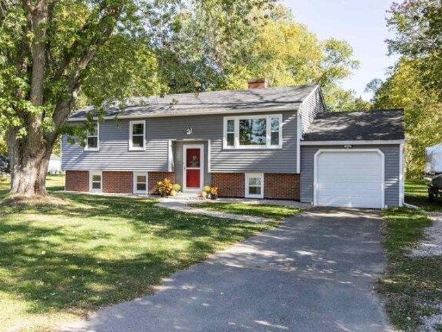 house with 4 bedroom, Stratham NH DS102593548
