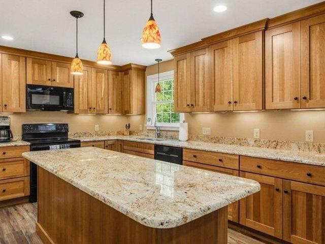 house with 4 bedroom, Stratham NH DS103190073