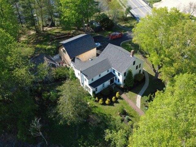 house with 4 bedroom, Stratham NH ES103160950