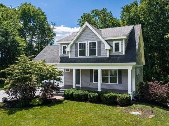 house with 4 bedroom, Stratham NH ES103966662