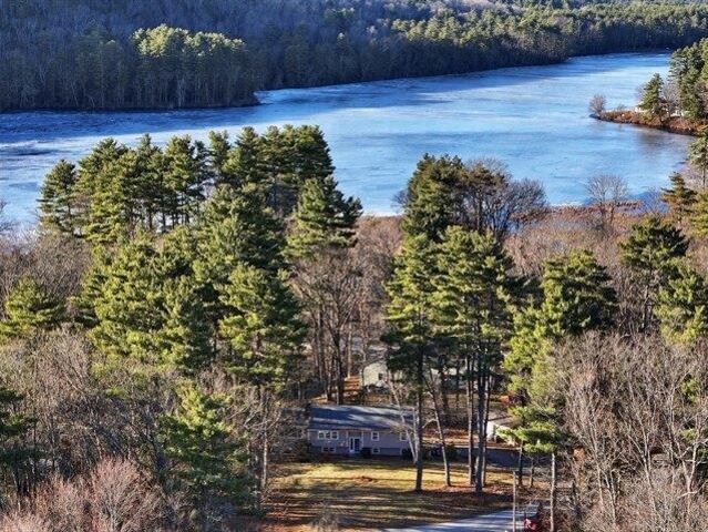 house with 4 bedroom, Sturbridge MA DS104074896