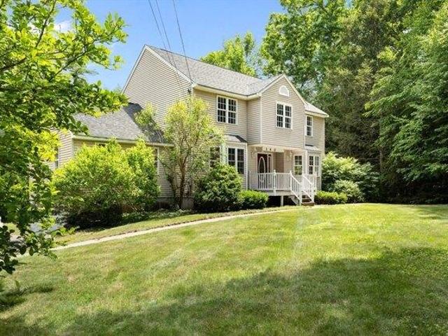 house with 4 bedroom, Sturbridge MA ES104811788