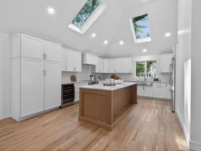 house with 4 bedroom, Sudbury MA DLS102961903