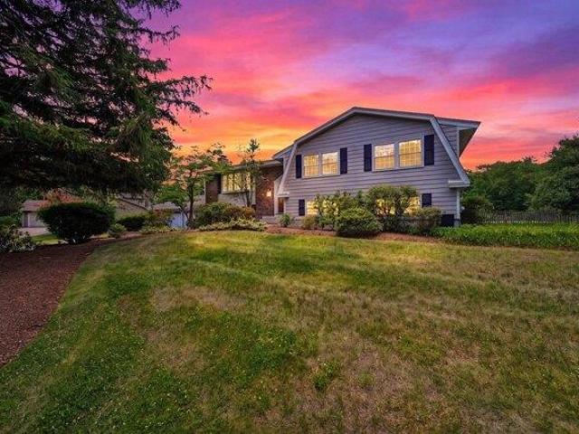 house with 4 bedroom, Sudbury MA ES104192763