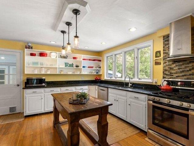 house with 4 bedroom, Sudbury MA ES104869885