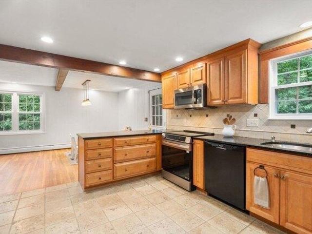 house with 4 bedroom, Sudbury MA ES105040405