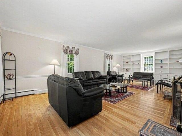 house with 4 bedroom, Sudbury MA ES105041370