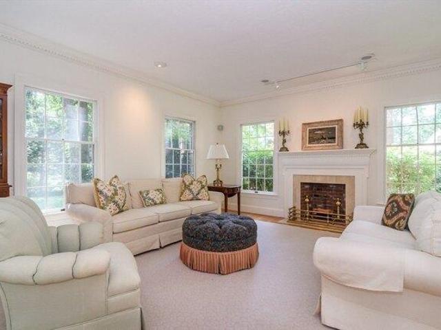 house with 4 bedroom, Sudbury MA ES105107121