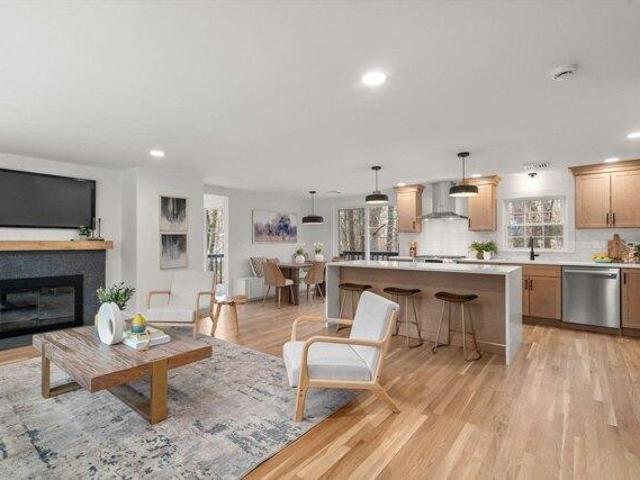 house with 4 bedroom, Sudbury MA ES103101690