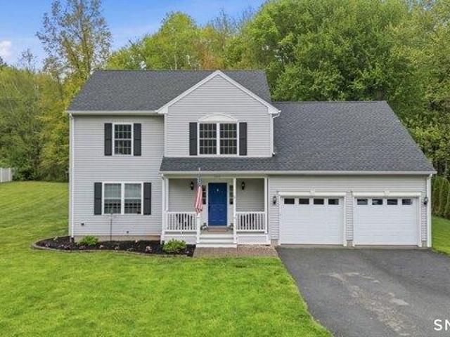 house with 4 bedroom, Suffield CT DS103627638