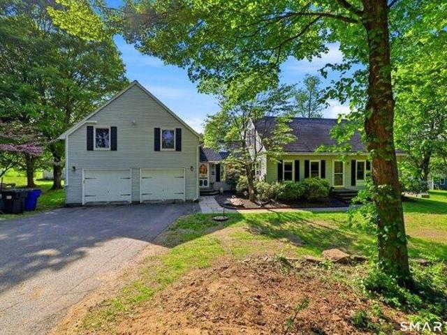 house with 4 bedroom, Suffield CT DS103929150