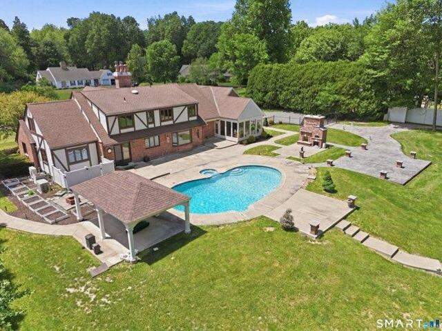 house with 4 bedroom, Suffield CT DS104076294