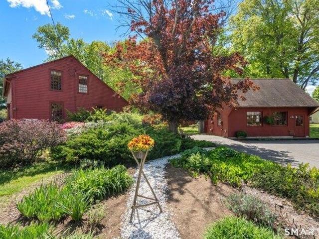 house with 4 bedroom, Suffield CT ES103664368