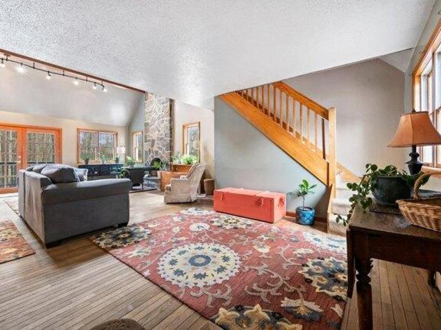 house with 4 bedroom, Sugar Hill NH DLS101658804