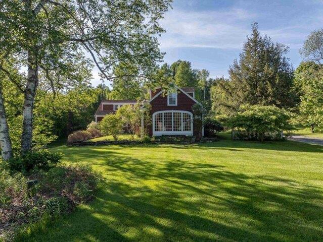 house with 4 bedroom, Sugar Hill NH ES104568419