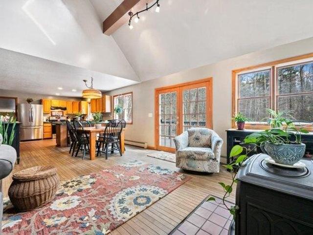 house with 4 bedroom, Sugar Hill NH ES105106578