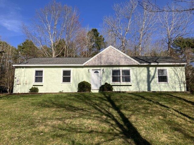 house with 4 bedroom, Surry ME DLS101661279