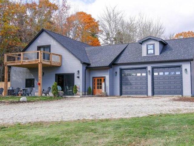 house with 4 bedroom, Surry ME DS102257618