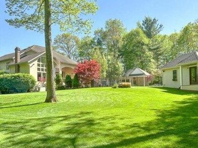 house with 4 bedroom, Sutton MA DLS102762501