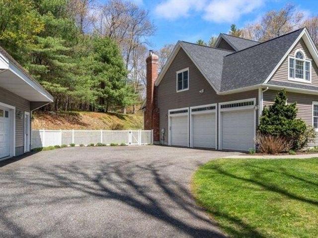 house with 4 bedroom, Sutton MA DLS102961783