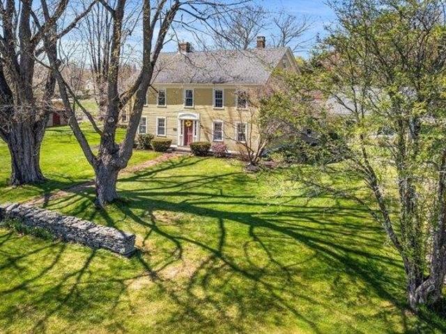 house with 4 bedroom, Sutton MA ES103250297