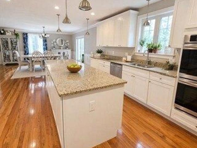 house with 4 bedroom, Sutton MA ES104478205