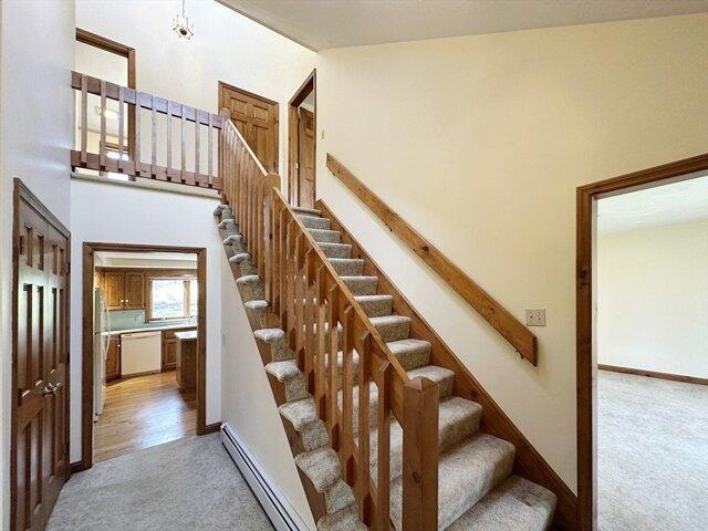 house with 4 bedroom, Sutton MA ES104654428