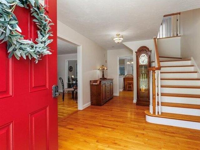 house with 4 bedroom, Sutton MA ES105080295