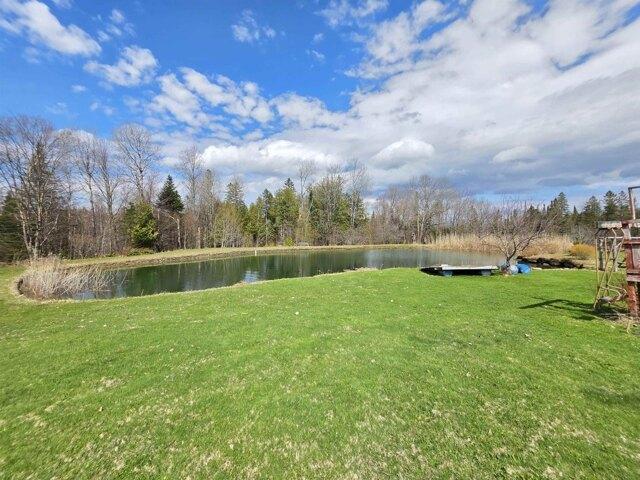 house with 4 bedroom, Sutton VT DLS102315738