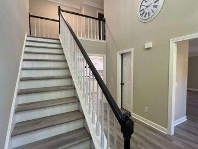 house with 4 bedroom, Suwanee GA ES104908829