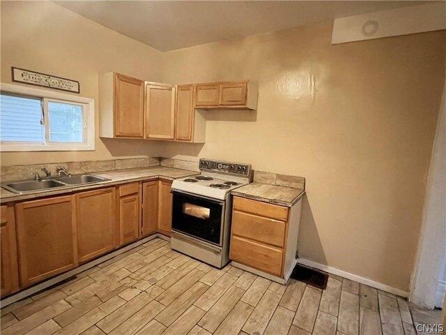 house with 4 bedroom, Syracuse NY ES103623845