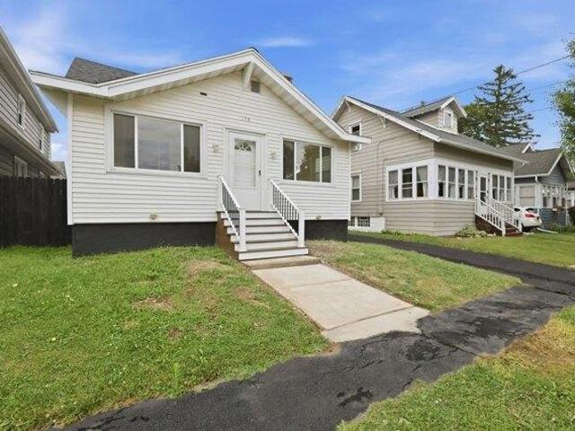 house with 4 bedroom, Syracuse NY ES104900183